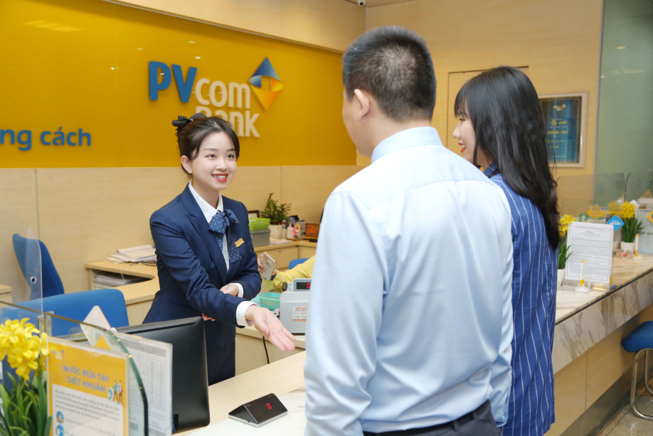 PVcomBank lọt top doanh nghiệp phát triển nhanh nhất Việt Nam | Ngân ...